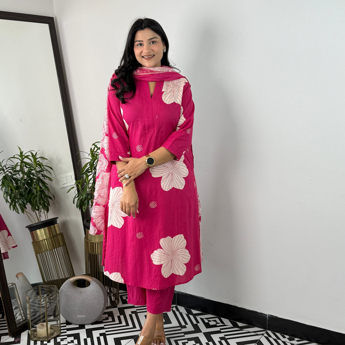 Raas Pink Suit Set – shrisa.in